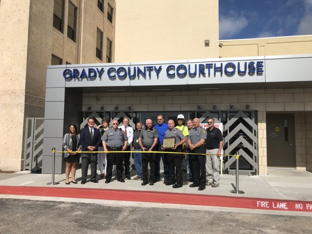 Grady County Courthouse vestibule opened – Central Oklahoma Weeklies
