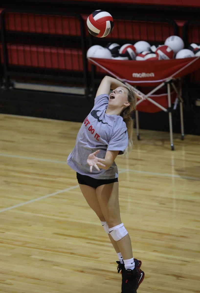 Photos: Mid-Del volleyball teams start practice – Central Oklahoma Weeklies