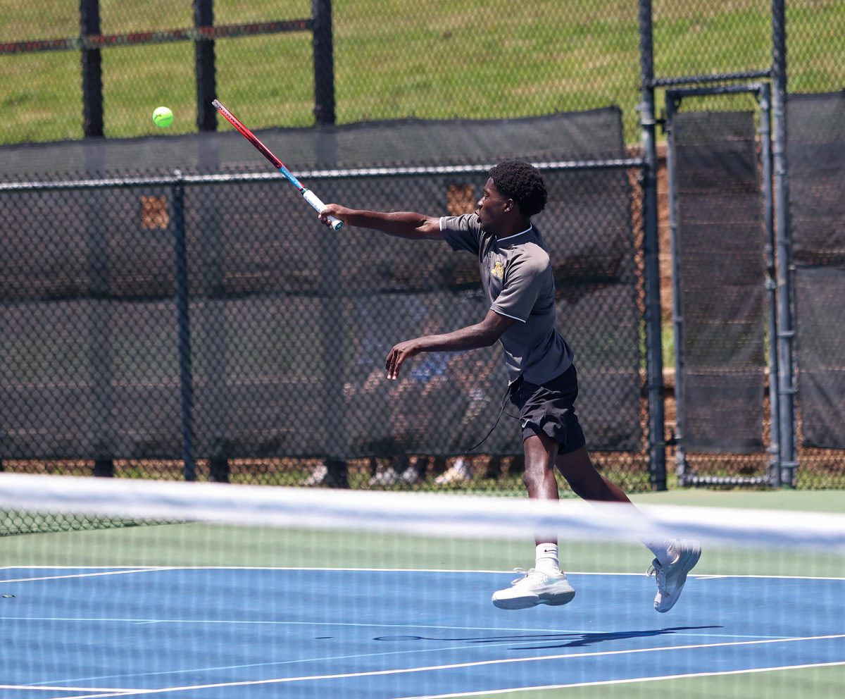 Midwest City’s Hooks makes state tennis debut – Central Oklahoma Weeklies